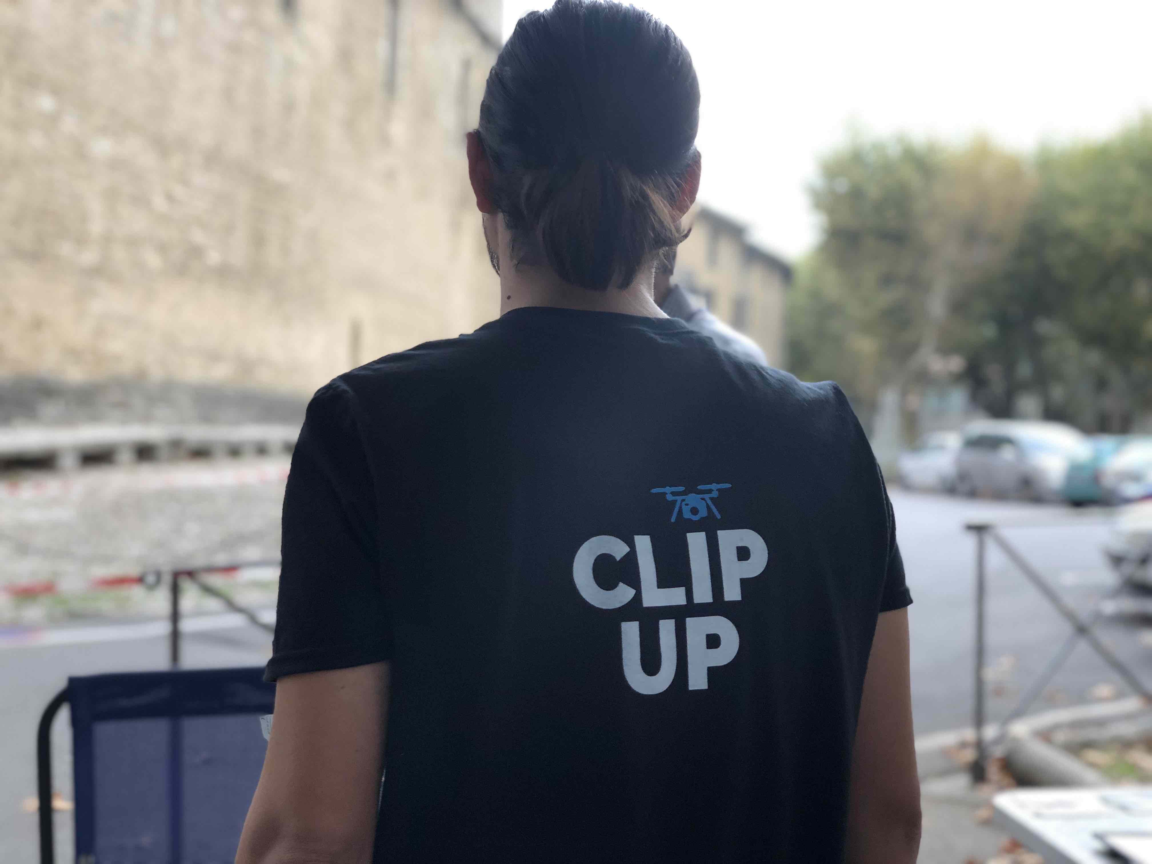 QUI SOMMES NOUS ? – CLIP UP